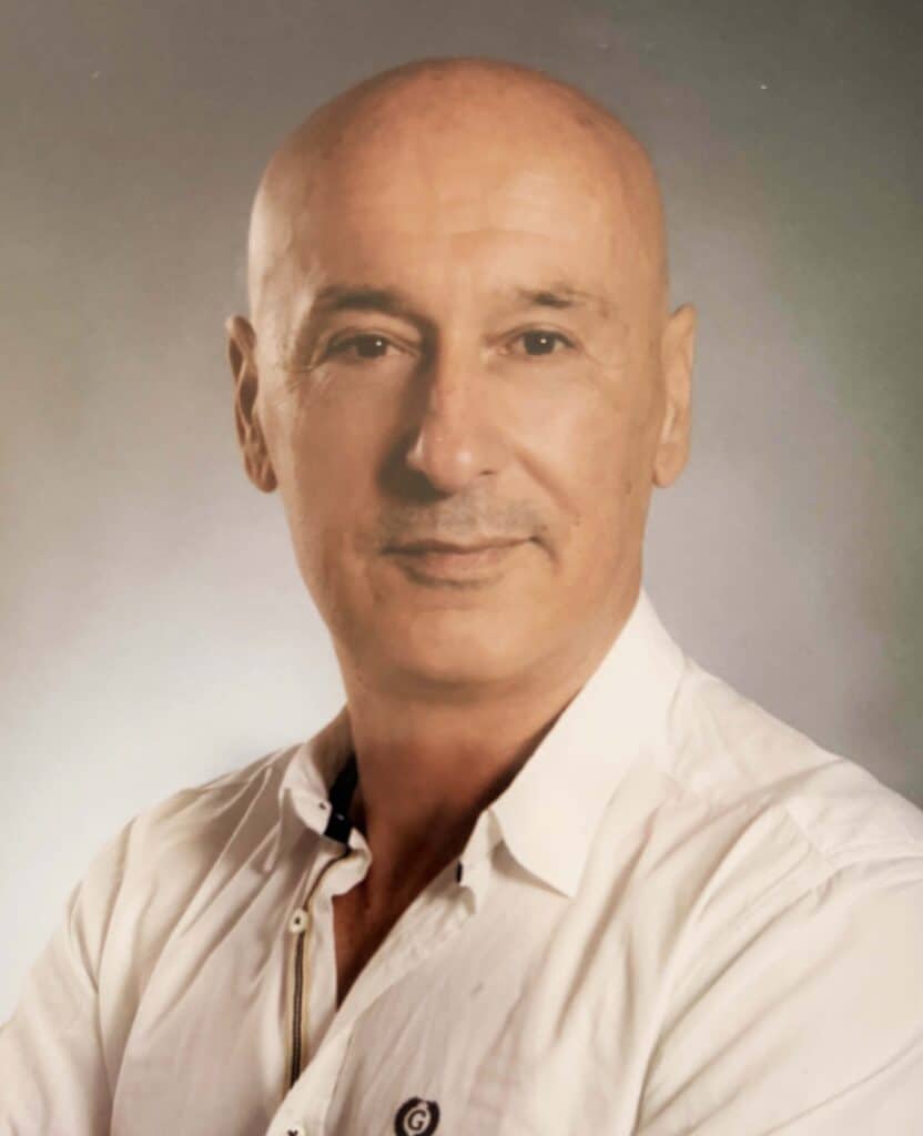 Prof. dr Emir (sin Šefkije i Emire) Solaković